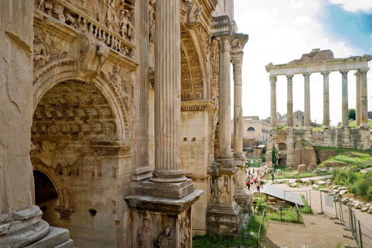 Visiter le forum romain : prix, billet & horaires
